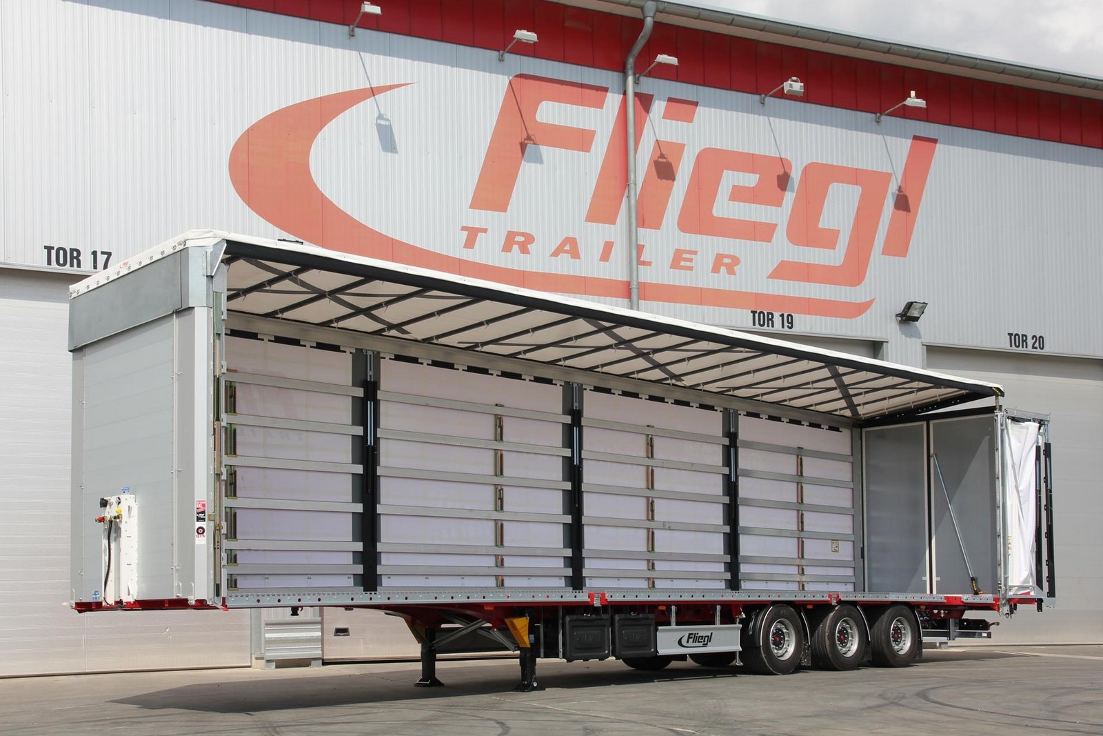 Fliegl Trailer: Fliegl Trailer - tippers, truck trailers, chassis