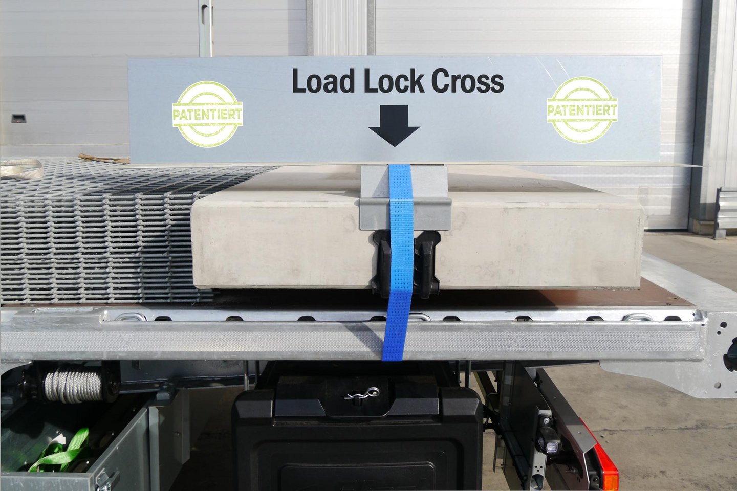 Reinforced Steel Mesh Semi-trailers: Fliegl Trailer - tippers, truck ...