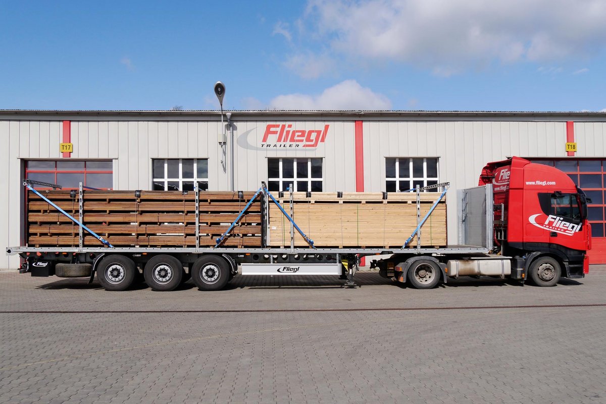 Vario stanchion system: Fliegl Trailer - tippers, truck trailers, chassis
