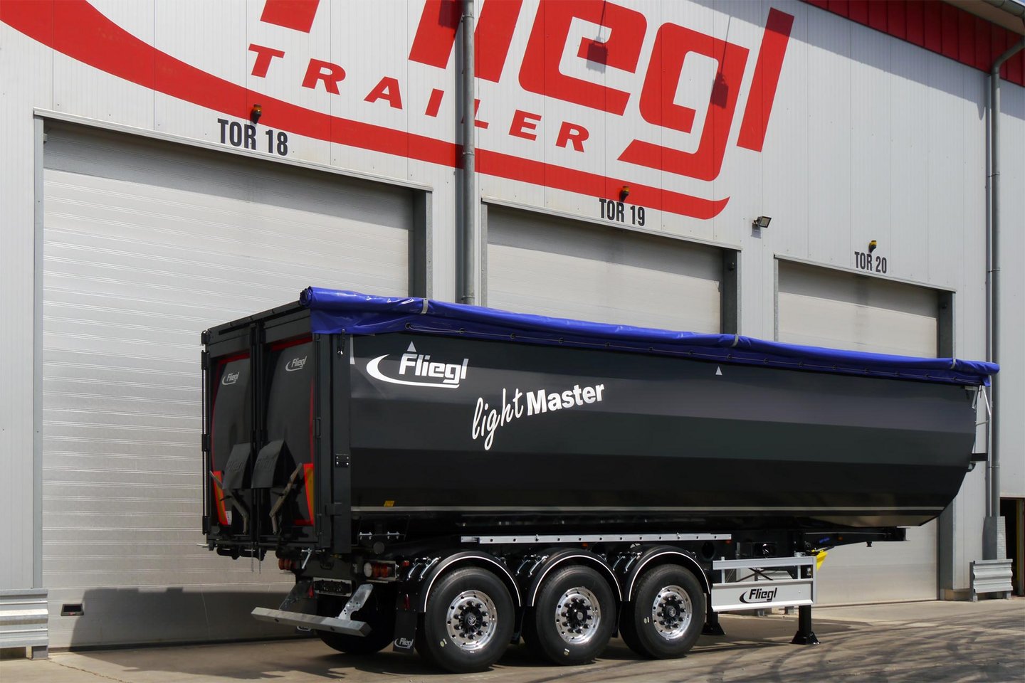 Fliegl Light Master: Fliegl Trailer - tippers, truck trailers, chassis