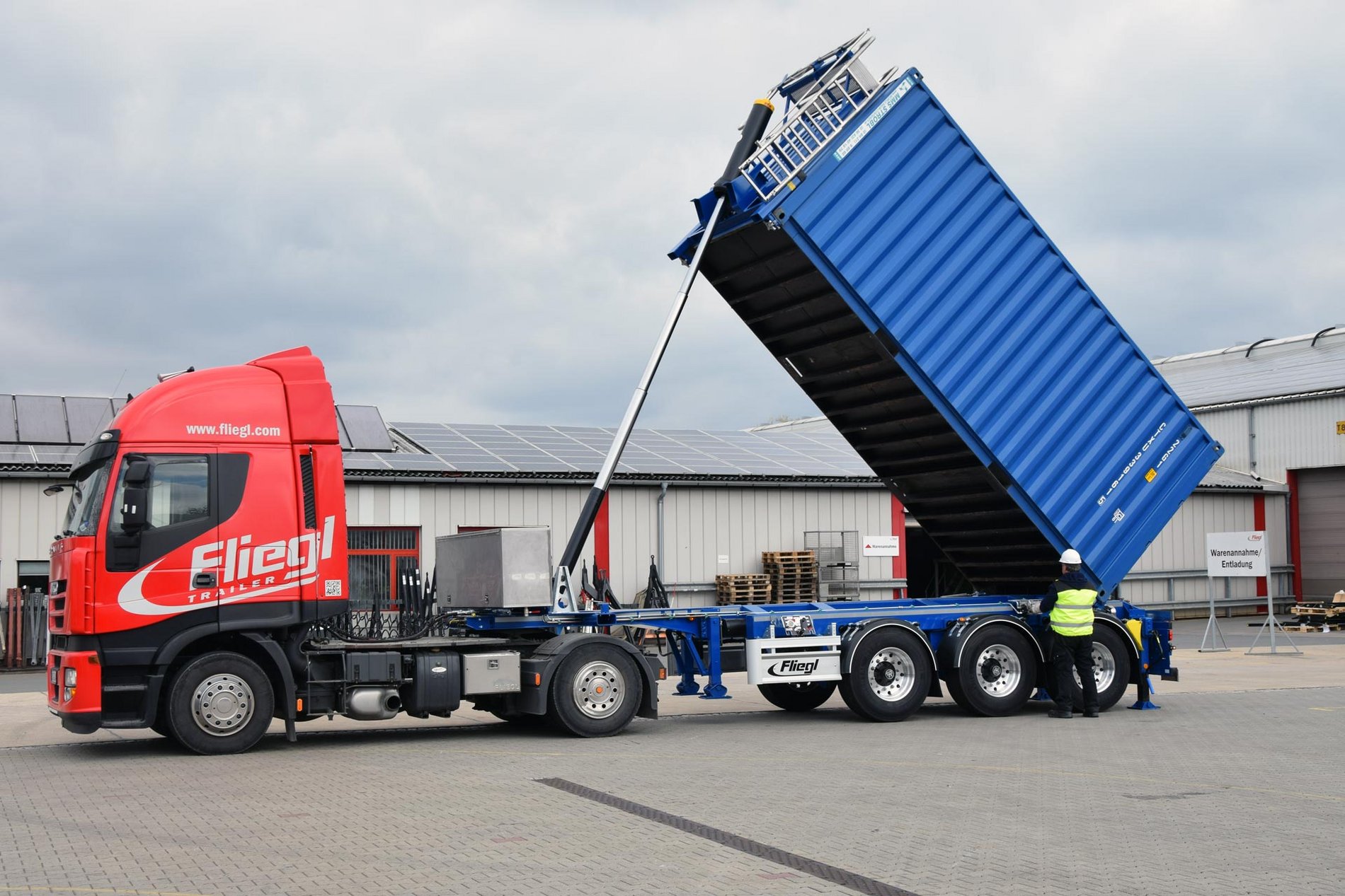 Container chassis from Fliegl for container transport: Fliegl Trailer ...