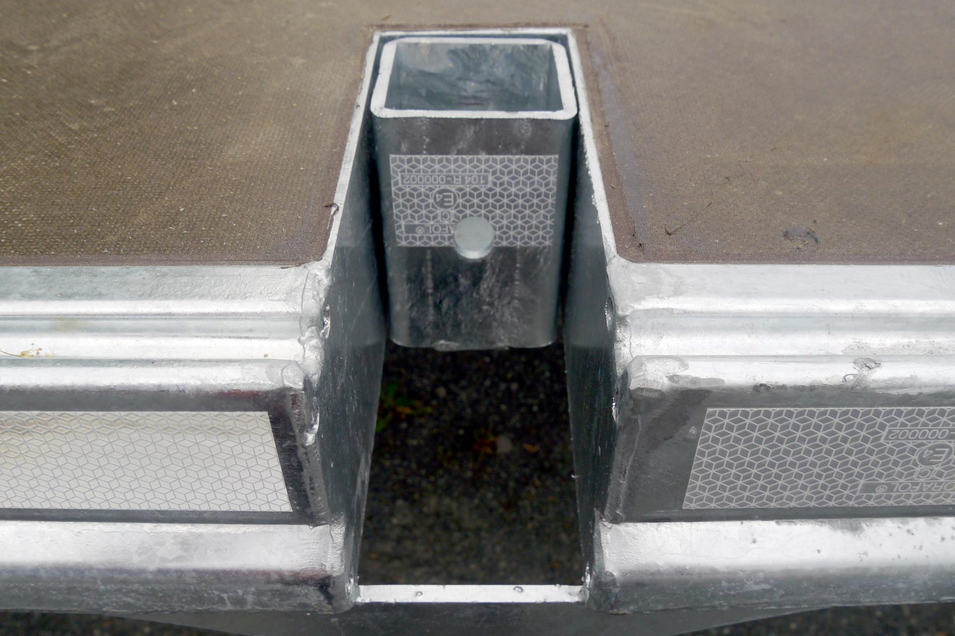 Telesattel von Fliegl Trailer: Fliegl Trailer - tippers, truck trailers ...